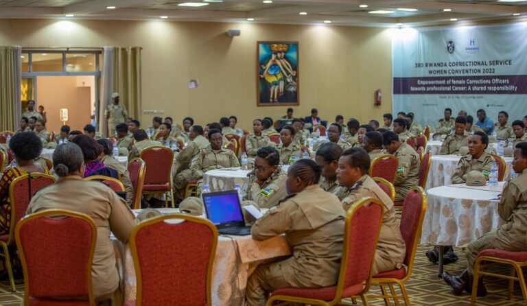 Female prison officers play a key role in prisons and prisoner ...